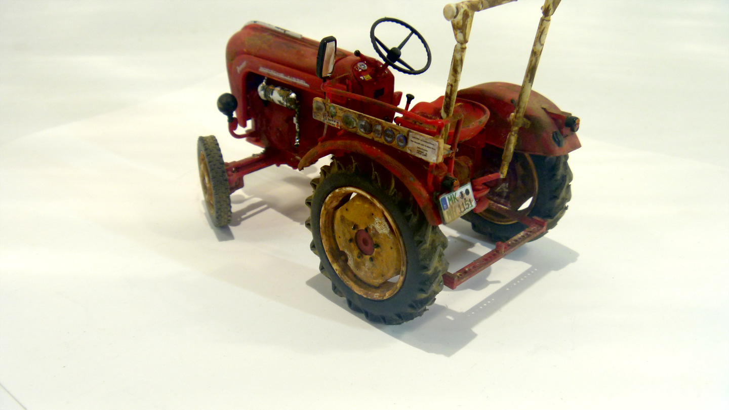 Revell Porsche Junior Tractor – Review - ACME Scale Modelers